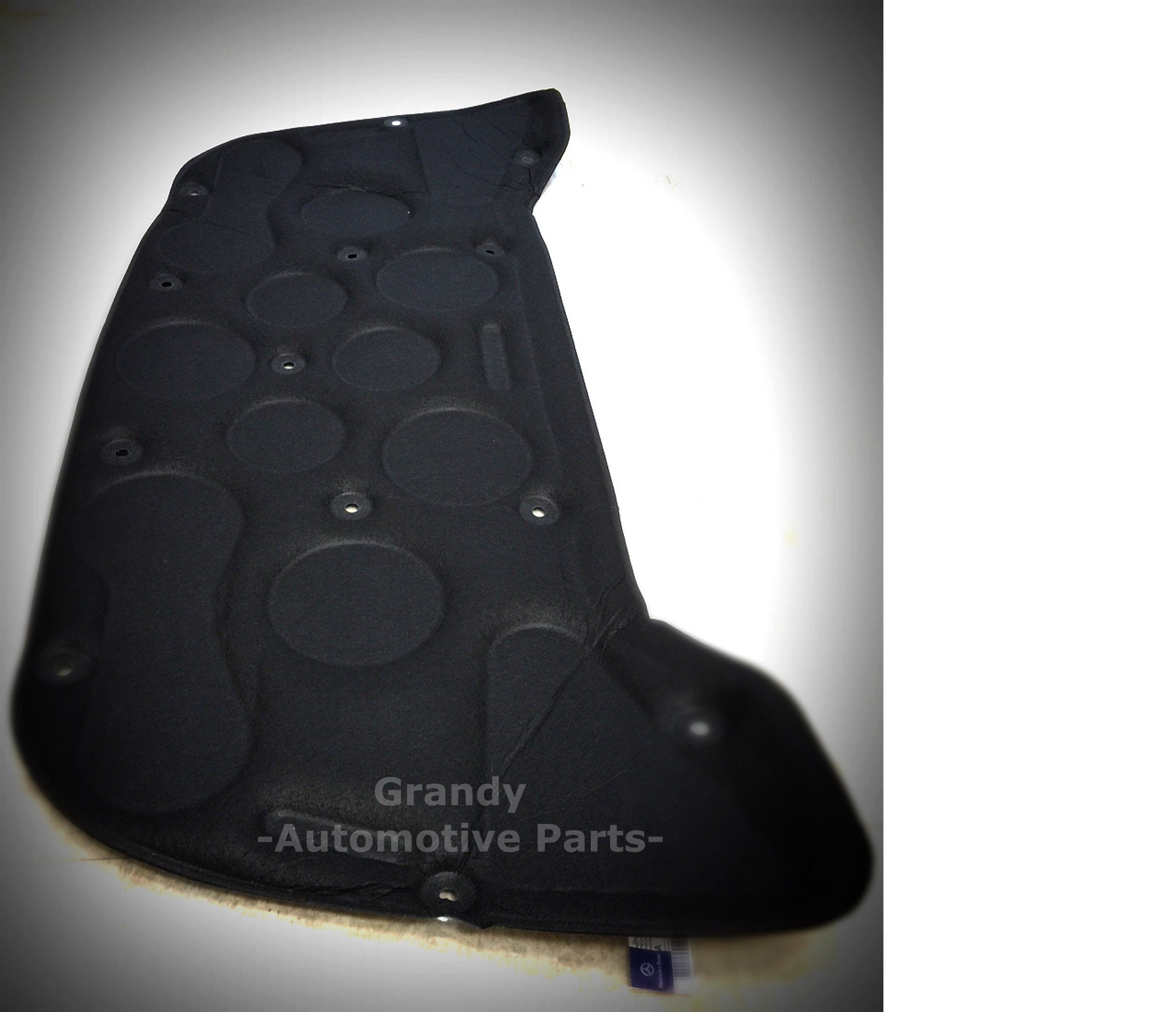 Mercedes Benz 原廠 引擎蓋 隔熱棉 / 隔音棉 For A-Class W176 | Grandy-Automotive